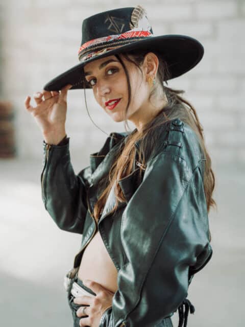 Julia Funky-J - Artiste Moovance